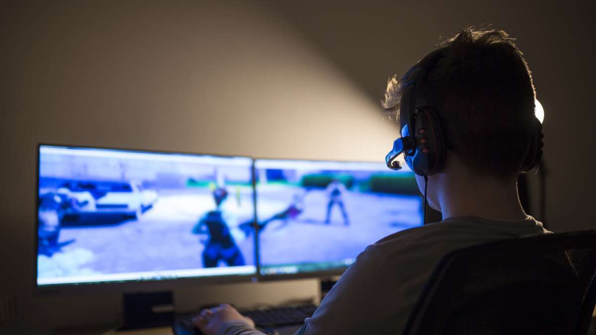 How to manage teen tech use and addiction | UCLA Health