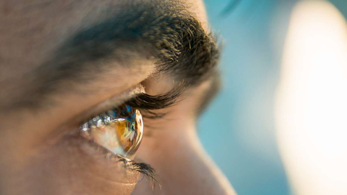 Vision-saving eye surgery may also improve survival in patients with ...