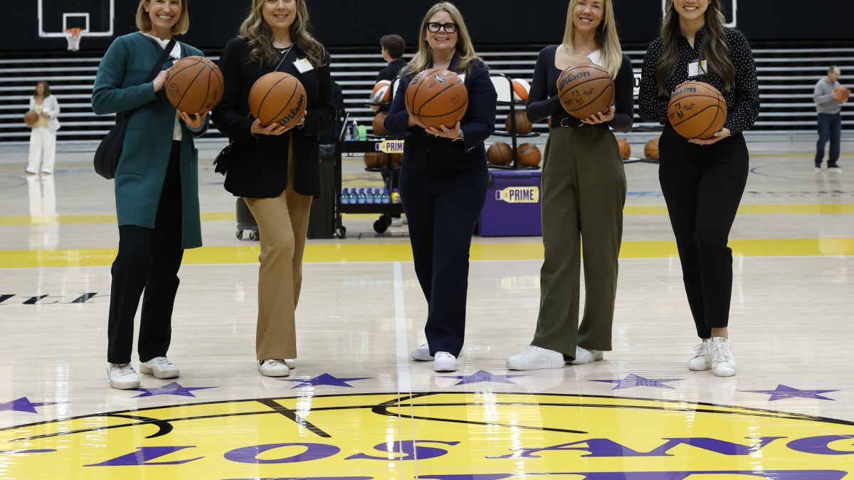 Mental wellness a joint mission of the Lakers and the Simms/Mann Center ...
