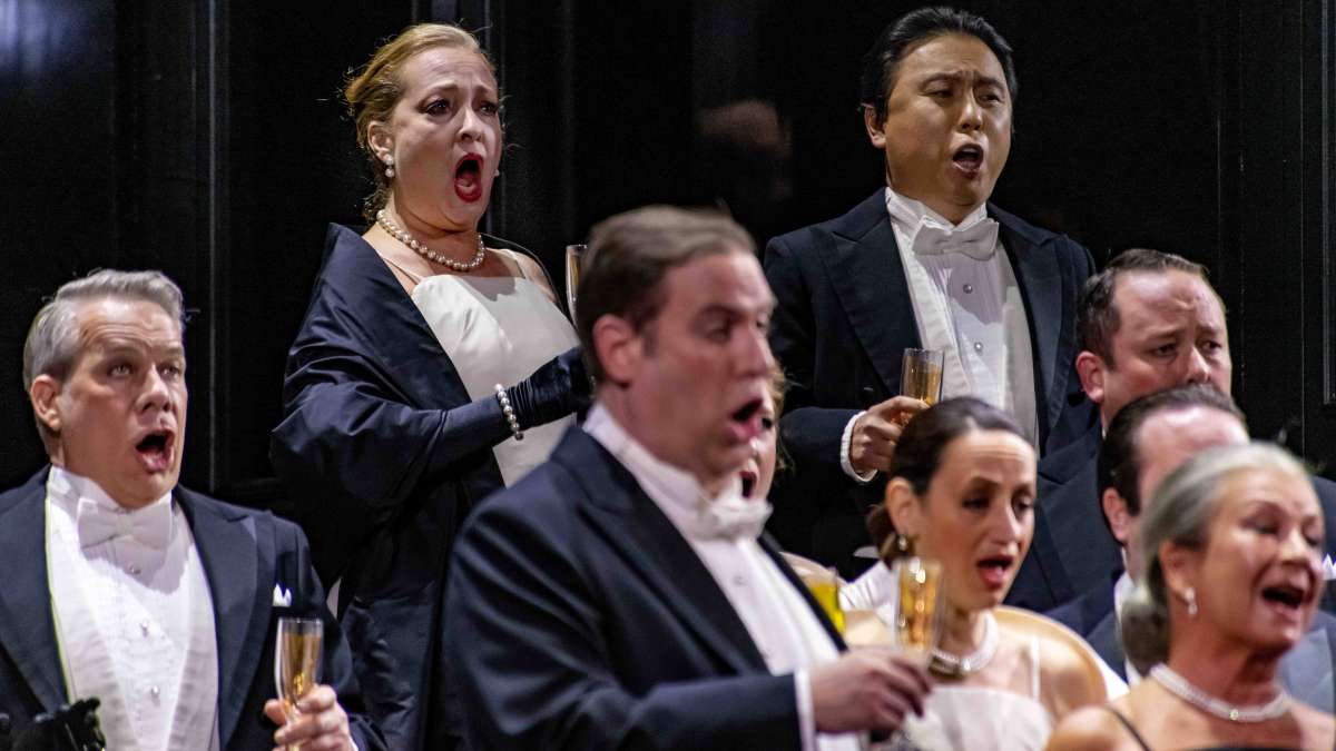 Opera singer finds her forte as the face of UCLA Health's blood ...