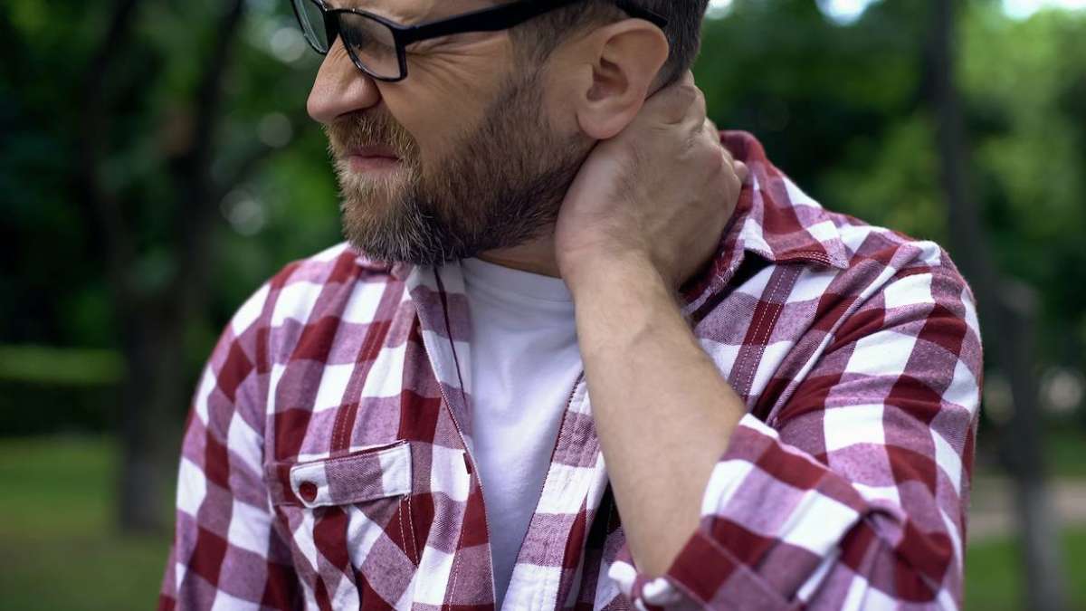 Eagle syndrome causes sudden nerve pain in neck and face | UCLA Health
