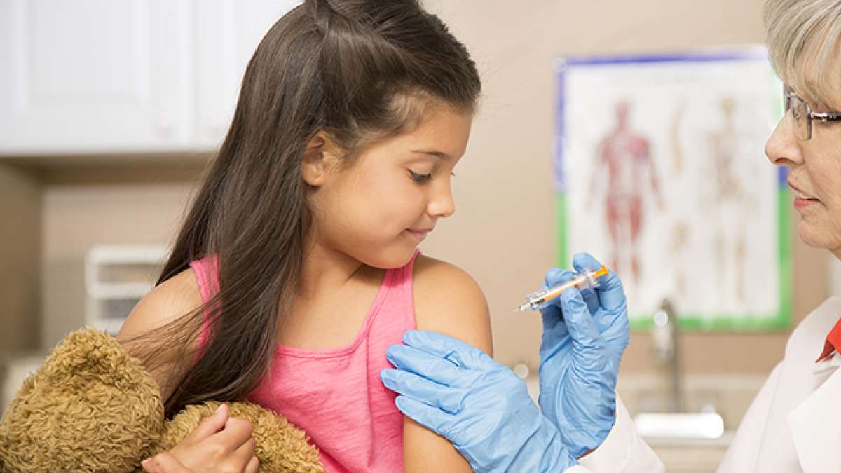 CDC Urges Early Vaccination for Flu | UCLA Health