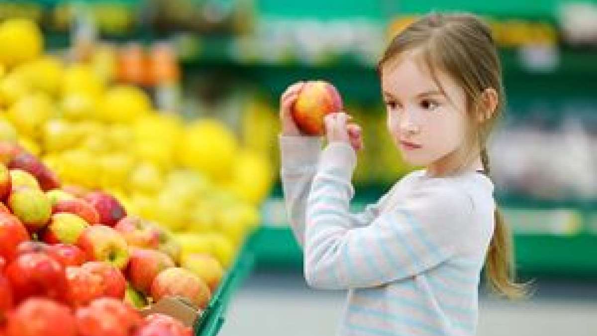 Online toolkit offers resources to improve school nutrition | UCLA Health