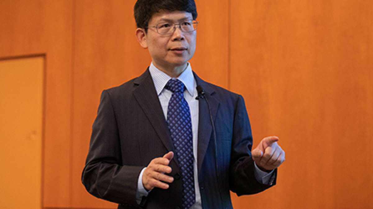 Geffen School of Medicine honors doctor for his groundbreaking research ...