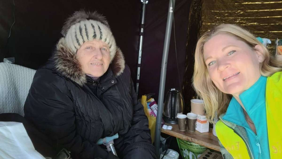 A welcoming face at the Ukraine border | UCLA Health