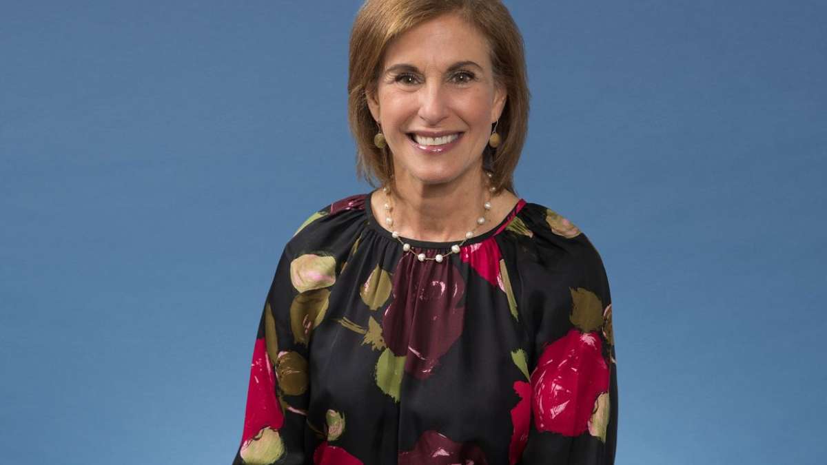 $5 million gift from Nancy and Howard Marks endows chair in women’s ...