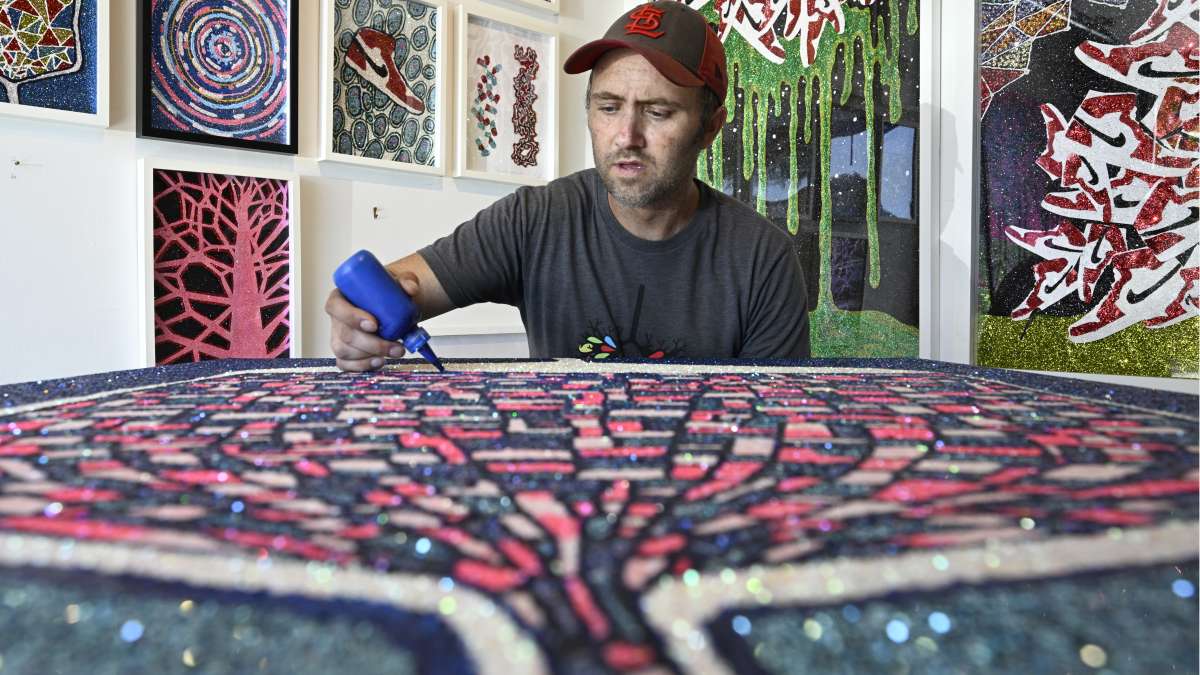 Through IV poles, scars and palm trees, a patient's art illustrates ...