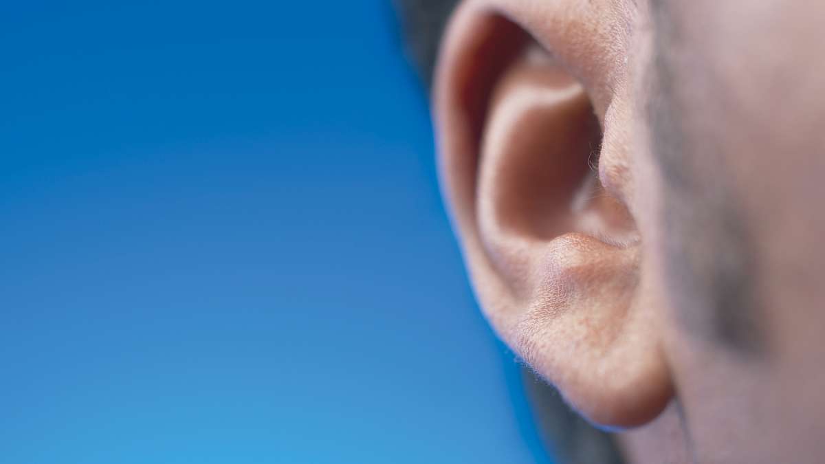 Swimmer's ear triggered by moisture in the auditory canal | UCLA Health