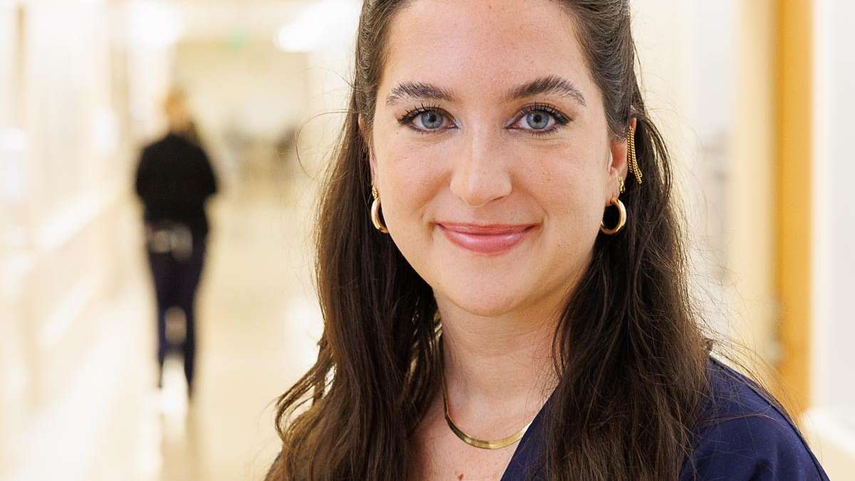 Nurse invents pill-pack-opening device to boost efficiency, comfort ...