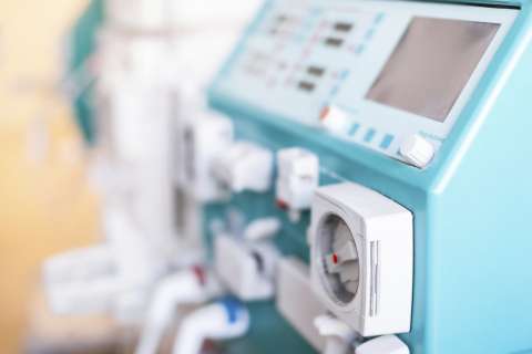 Hemodialysis allows machine to act as artificial kidney | UCLA Health