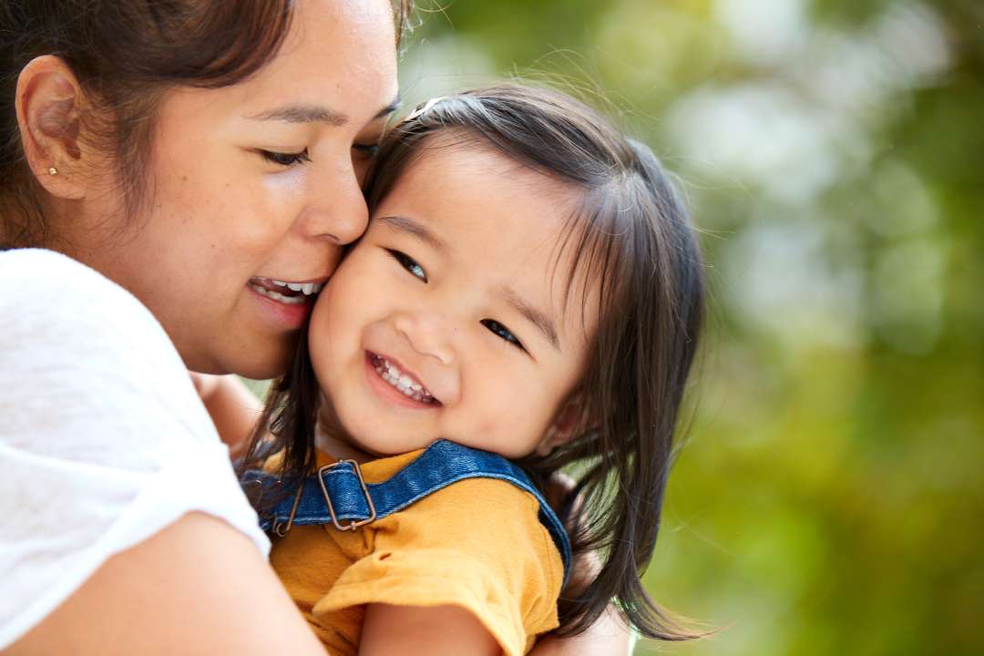 Mother’s warmth in childhood influences teen health by shaping ...