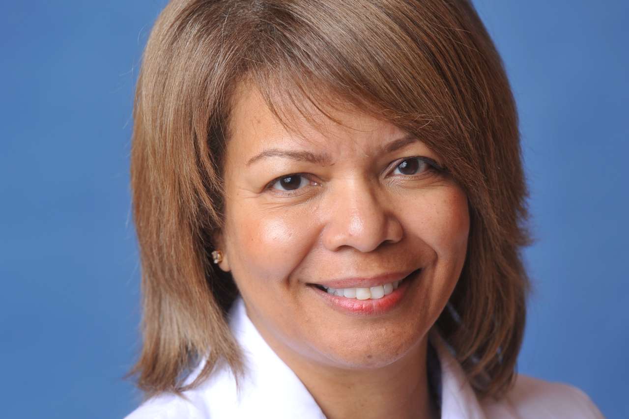 Dr. Lisa Nicholas Honored with Women in Medicine Award | UCLA Health
