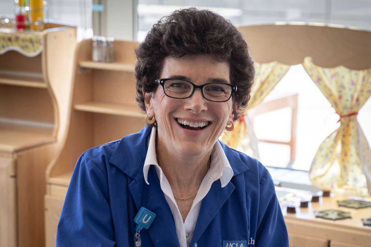 Volunteering for U: 40 Years and Counting | UCLA Health