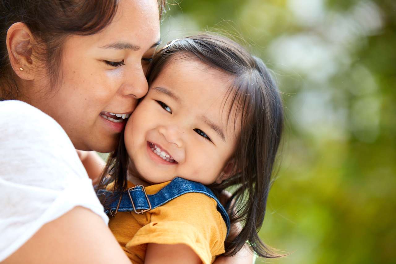 Mother’s warmth in childhood influences teen health by shaping ...