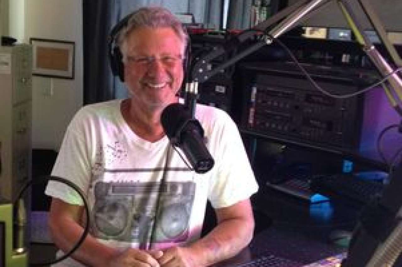 Procedure to fix radio DJ’s aorta posed high risk to his voice, but ...