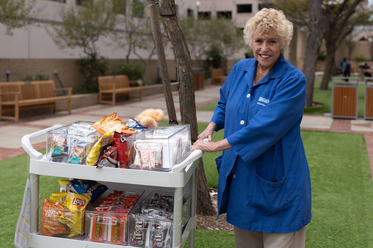 Bruin ties stay strong: Former UCLA employees return as volunteers ...