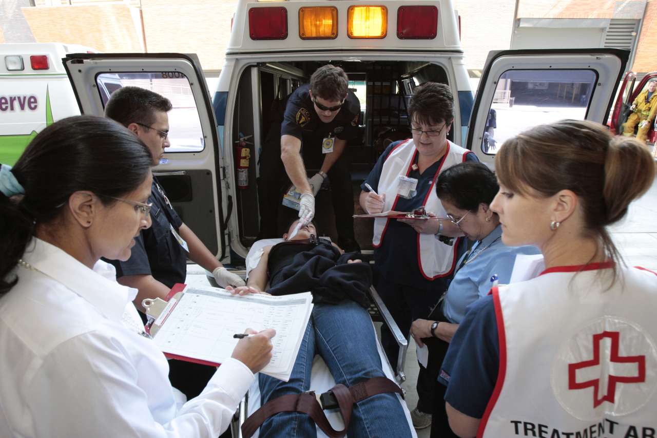 UCLA Health changes emergency medical services curriculum to better ...