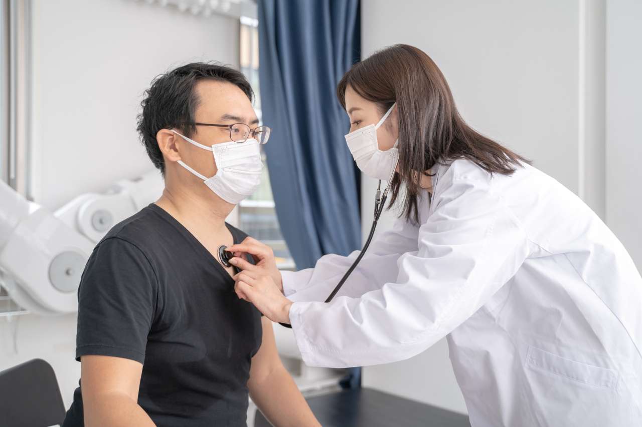 Visit to PCP should be first stop after onset of new symptoms | UCLA Health