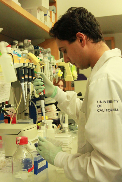 Rexach Lab - Neurology | UCLA Health