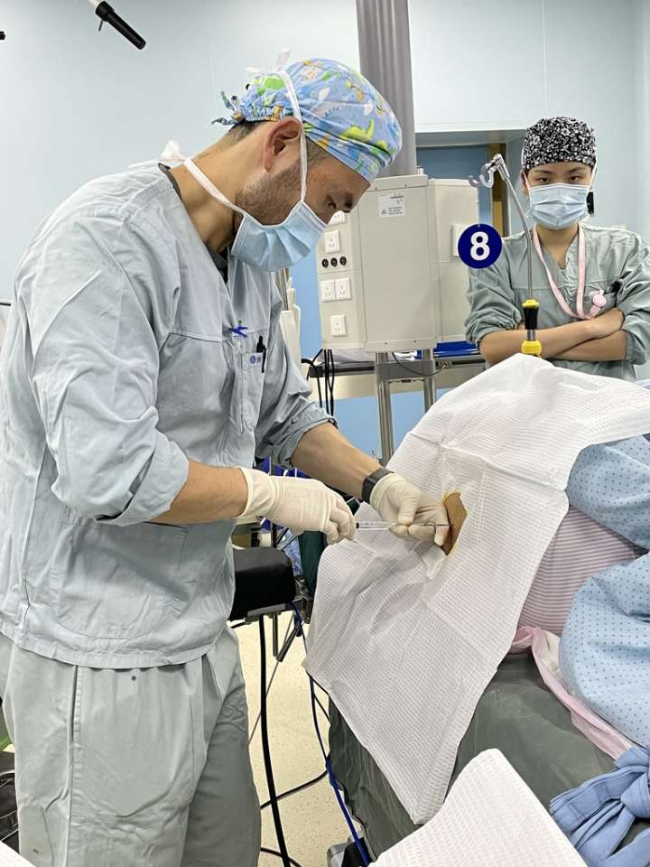 The Magnificent Efficiency of Chinese Anesthesia: Observations from ...