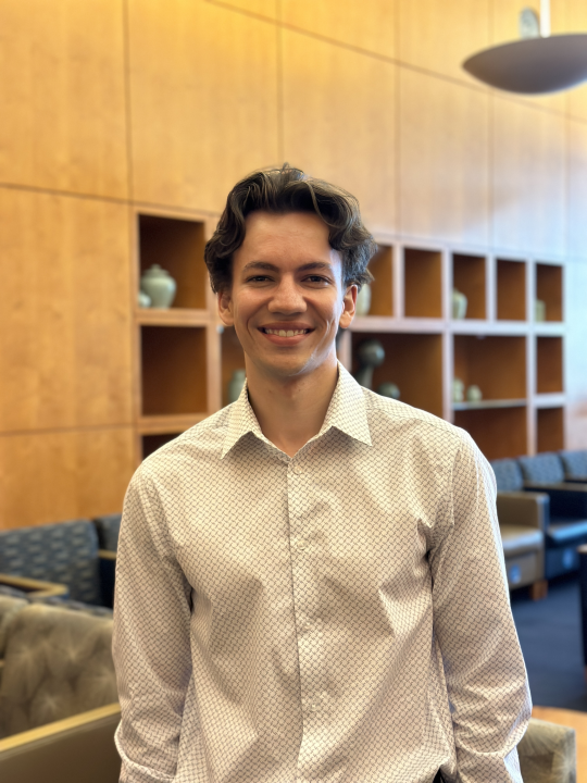Meet The Care Extender Staff - Volunteer Services | UCLA Health