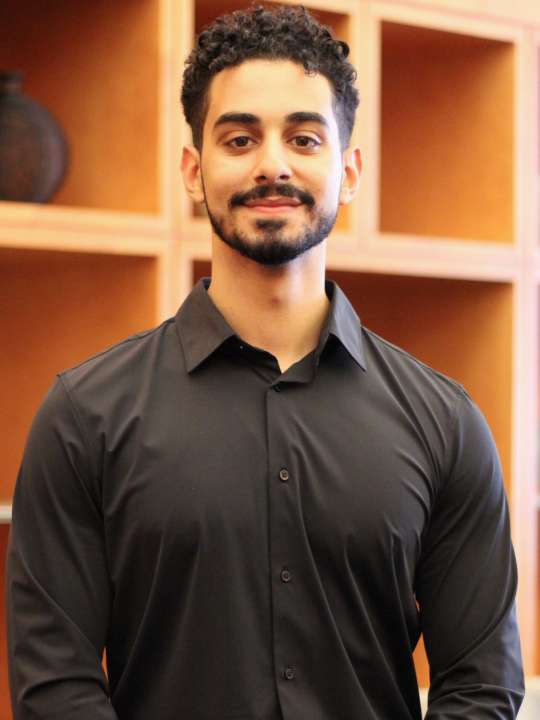 Meet The Care Extender Staff - Volunteer Services | UCLA Health