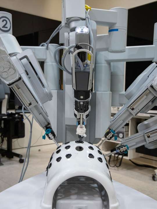 Robotic Surgery - Los Angeles, CA | UCLA Health