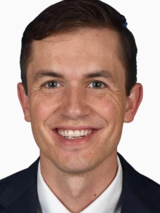 Current Resident Roster - Head & Neck Surgery | UCLA Health