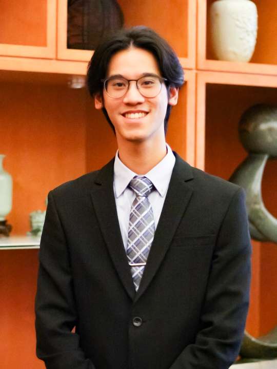 Meet The Care Extender Staff - Volunteer Services | UCLA Health