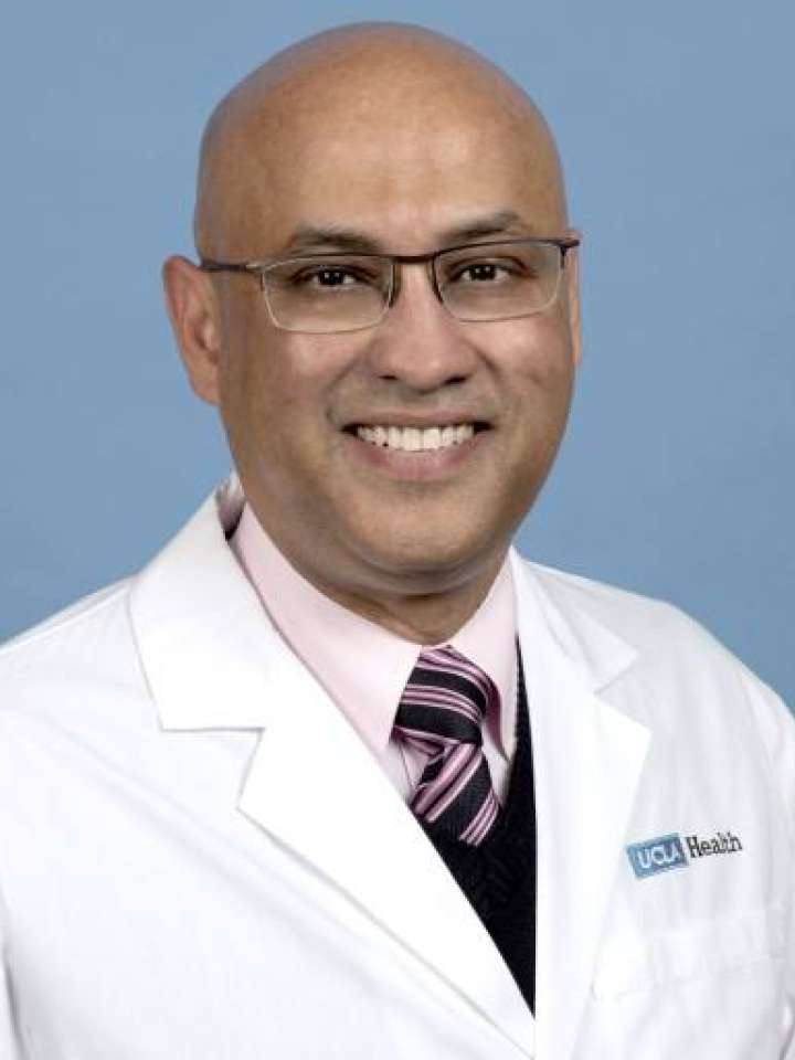 Tips for staying mentally healthy over the holidays | UCLA Health