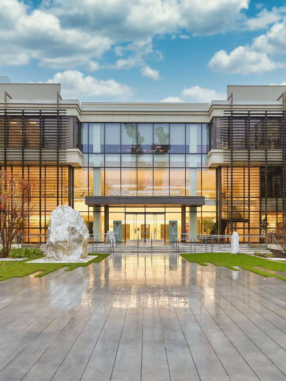 Doheny Eye Center, Pasadena | UCLA Health