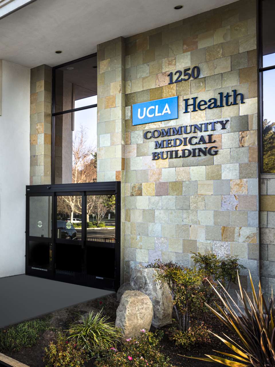 Westlake Village Laboratory Services | UCLA Health