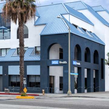 Andrew C. Vivas, MD - Neurosurgery - Spine Center | UCLA Health