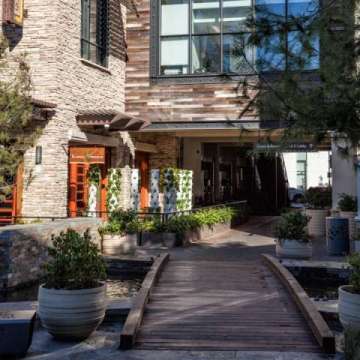 Rachel A. Ferrara, MD - Family Medicine - UCLA Health Woodland Hills ...