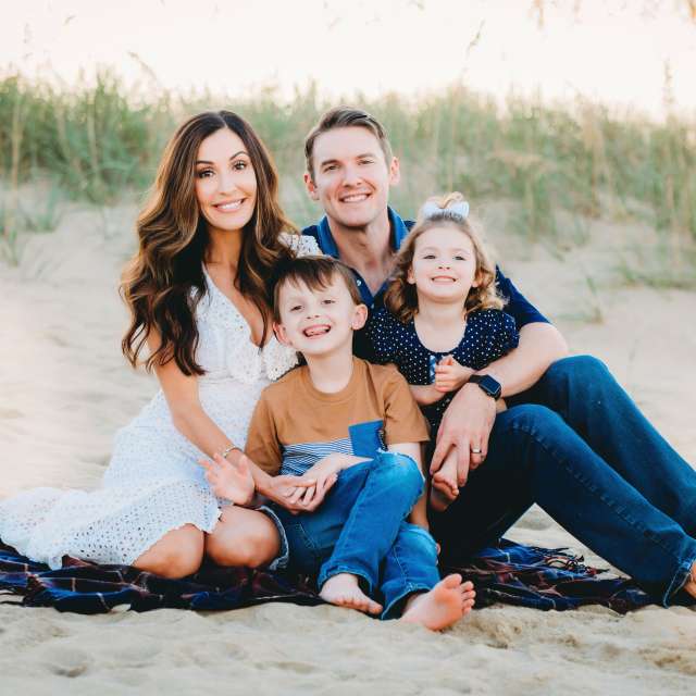 Pain Medicine Fellow Profiles - Anesthesiology | UCLA Health